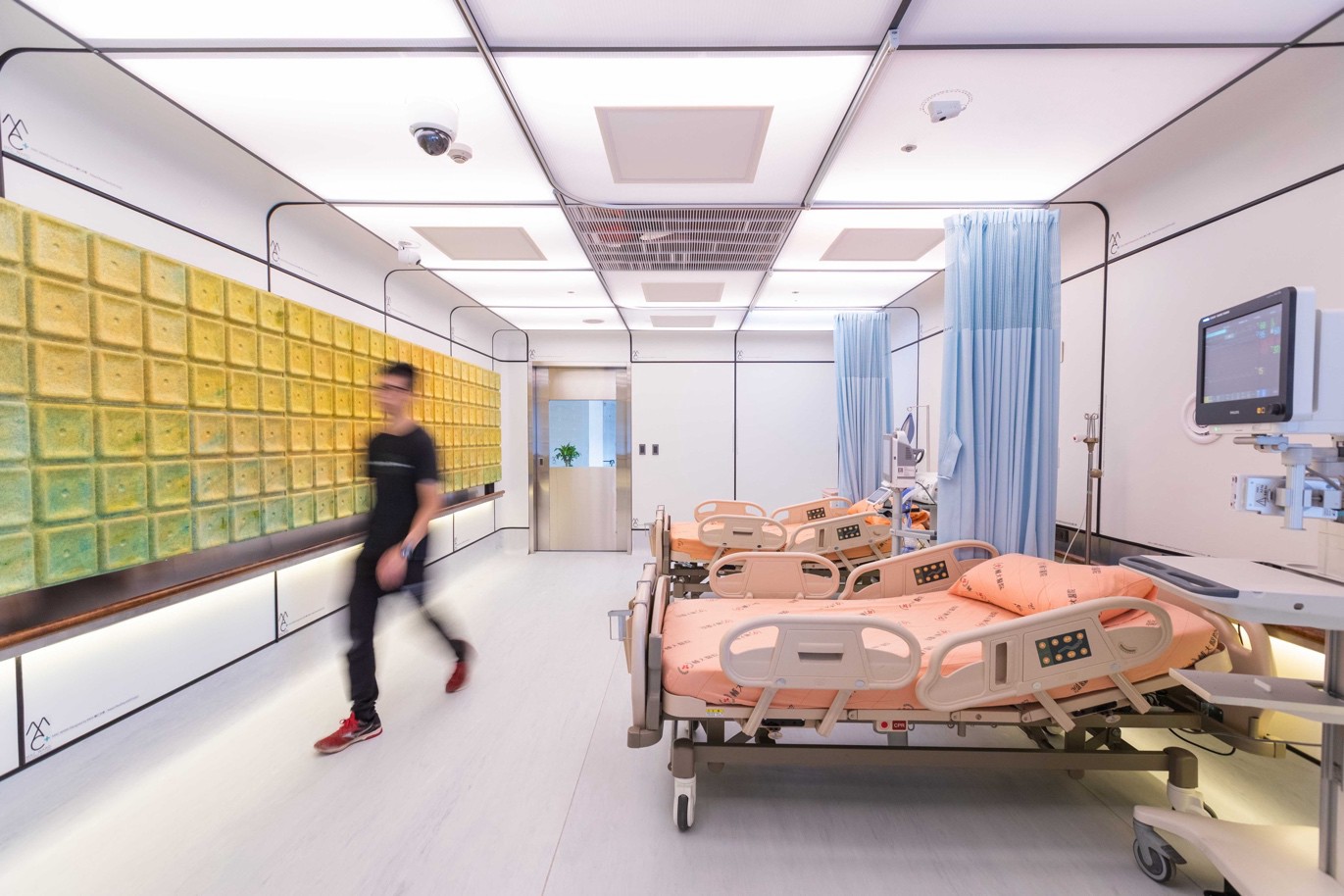Creating a New Type of Medical and Health Care Space with Modular ...